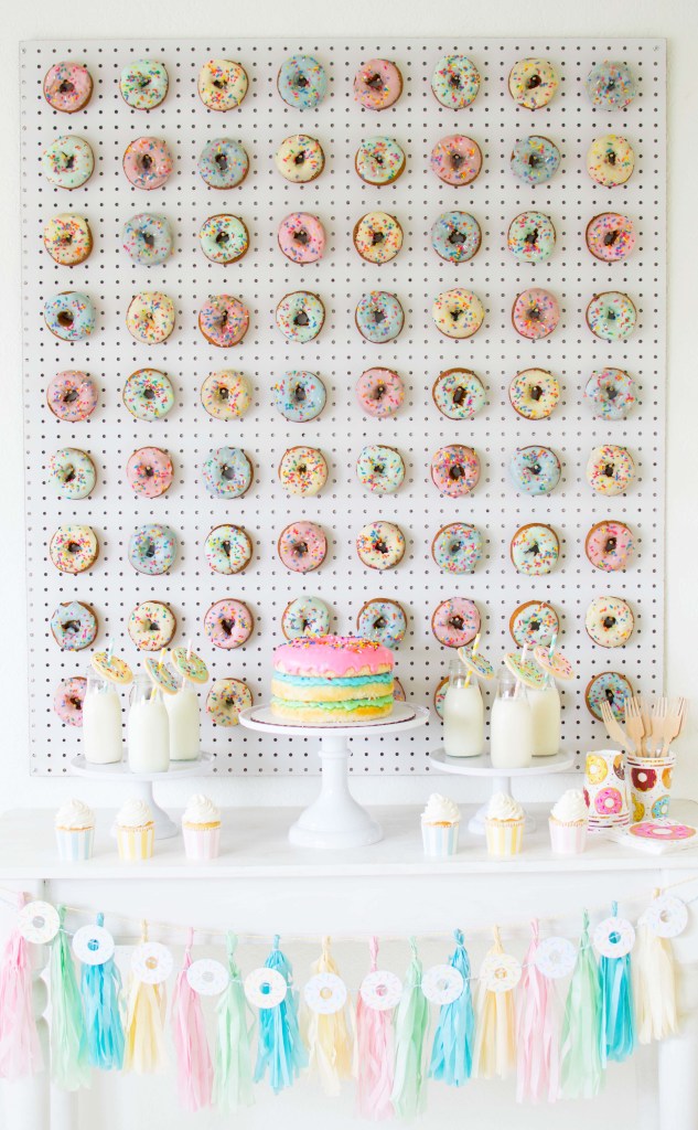 17 Adorable DIY Donut Party Decor Ideas - Smart Party Ideas