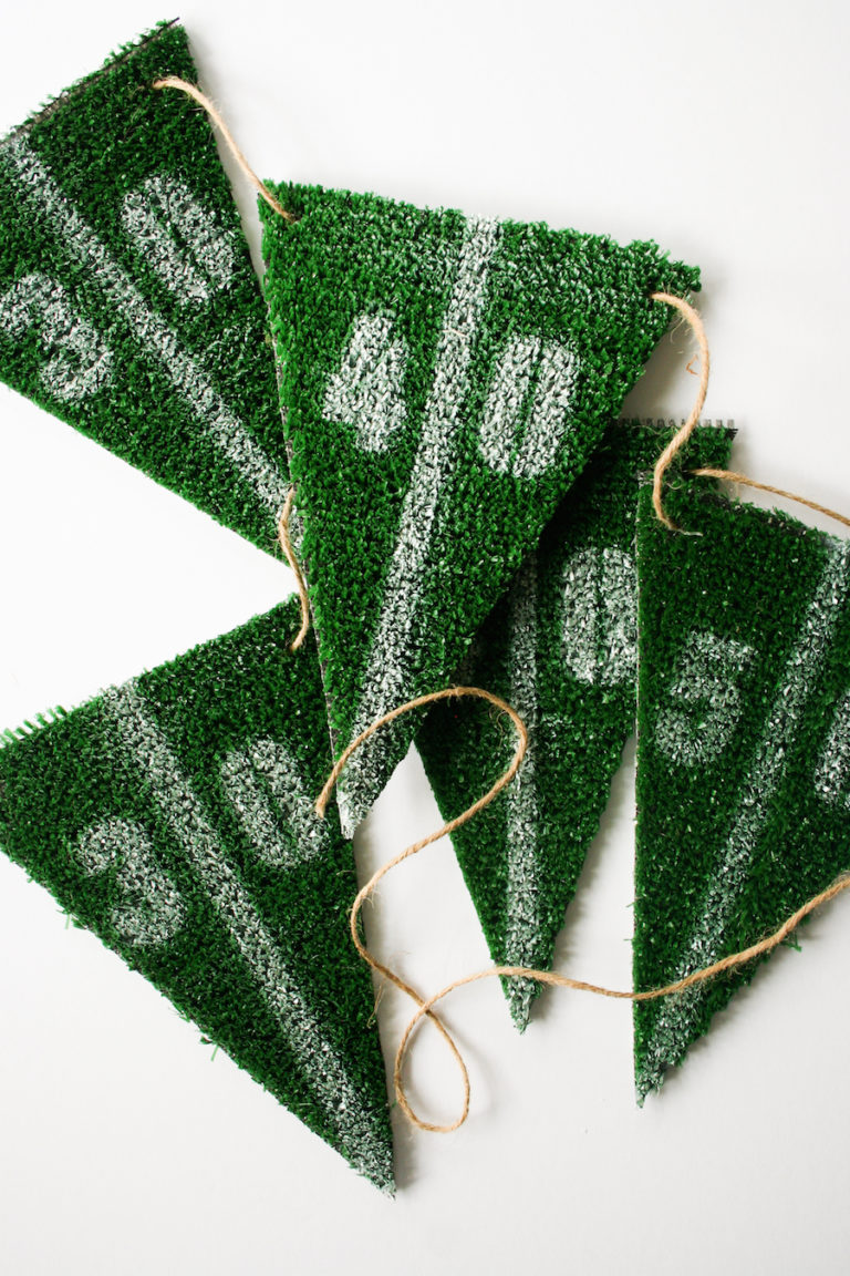 25 Clever DIY Super Bowl Decor Ideas - Smart Party Ideas